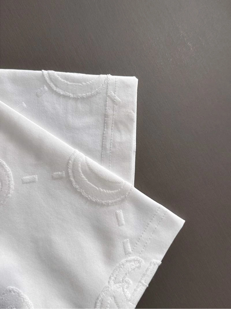 Economical Gucci Short Suits