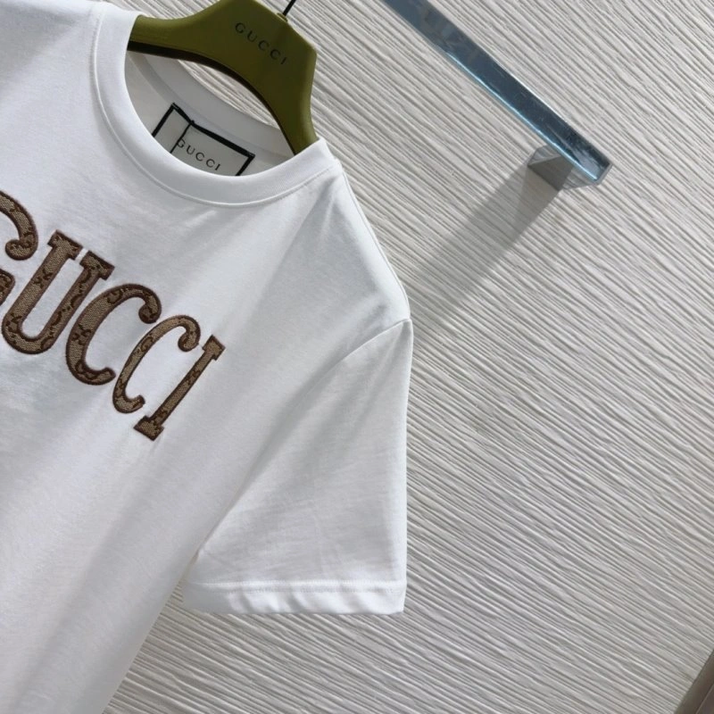 Value-priced Gucci Short Suits