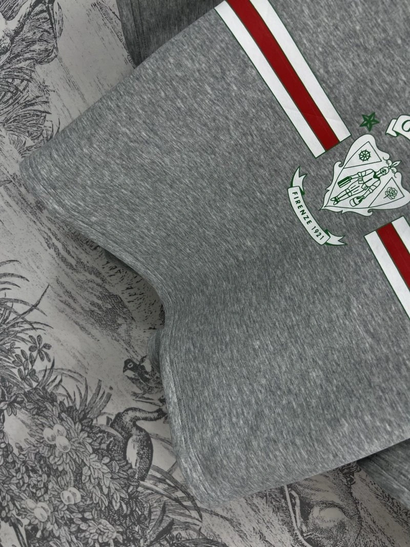 Inexpensive Gucci Short Suits