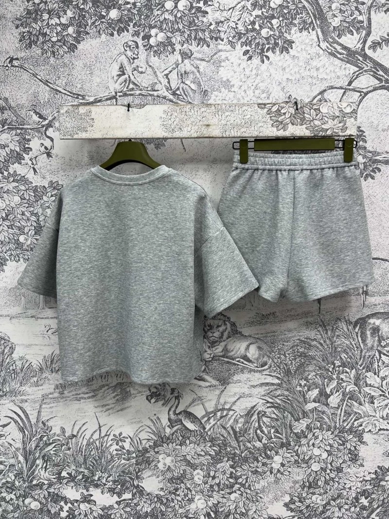 Inexpensive Gucci Short Suits