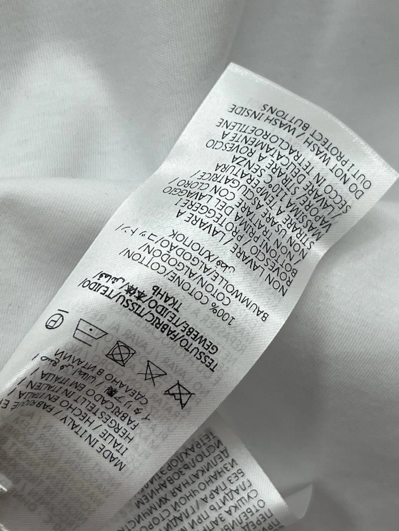 Value-priced Gucci Short Suits