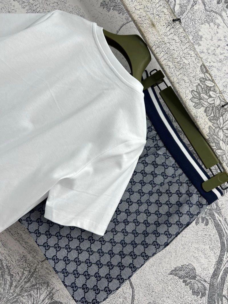 Accurate model Gucci Short Suits