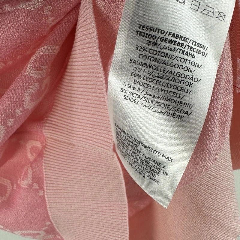 Low-cost Gucci Short Suits