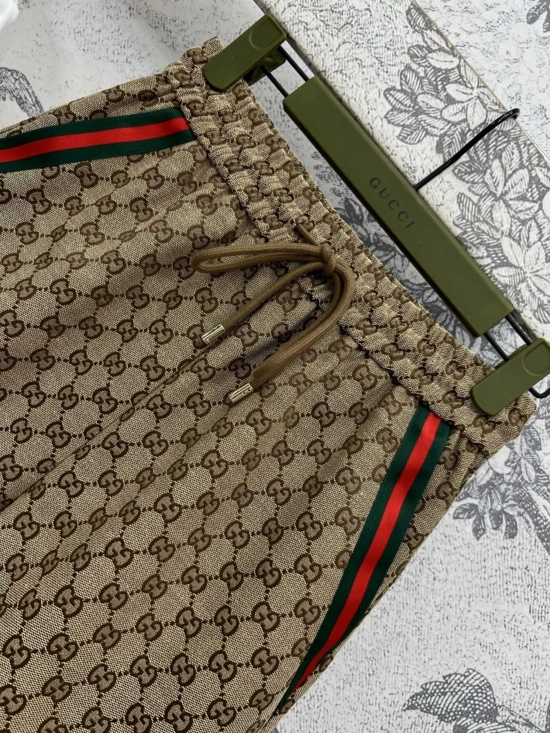 Bargain Gucci Short Suits