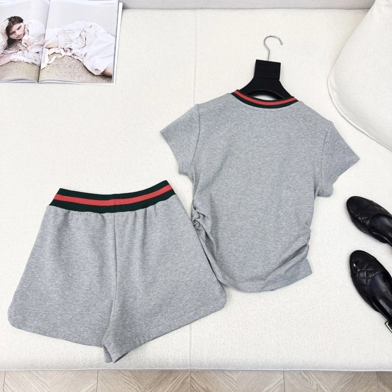 Low-cost Gucci Short Suits
