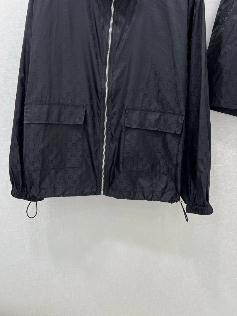 Brand-authenticated Gucci Short Suits
