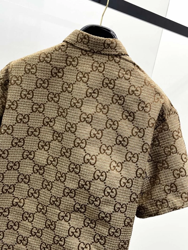 Top mirror Gucci Short Suits