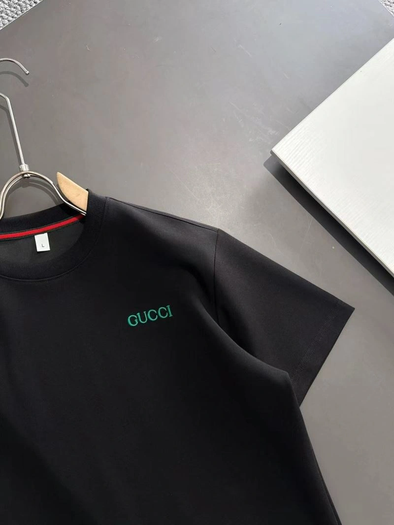 Discounted Gucci Short Suits