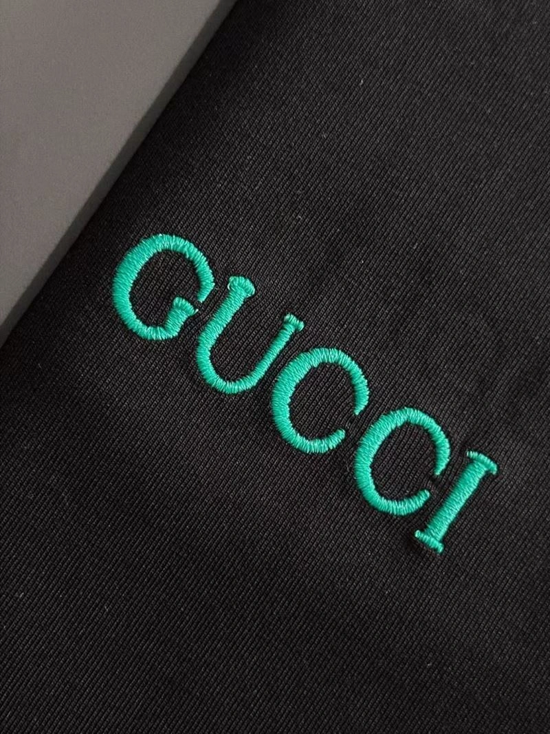 Discounted Gucci Short Suits