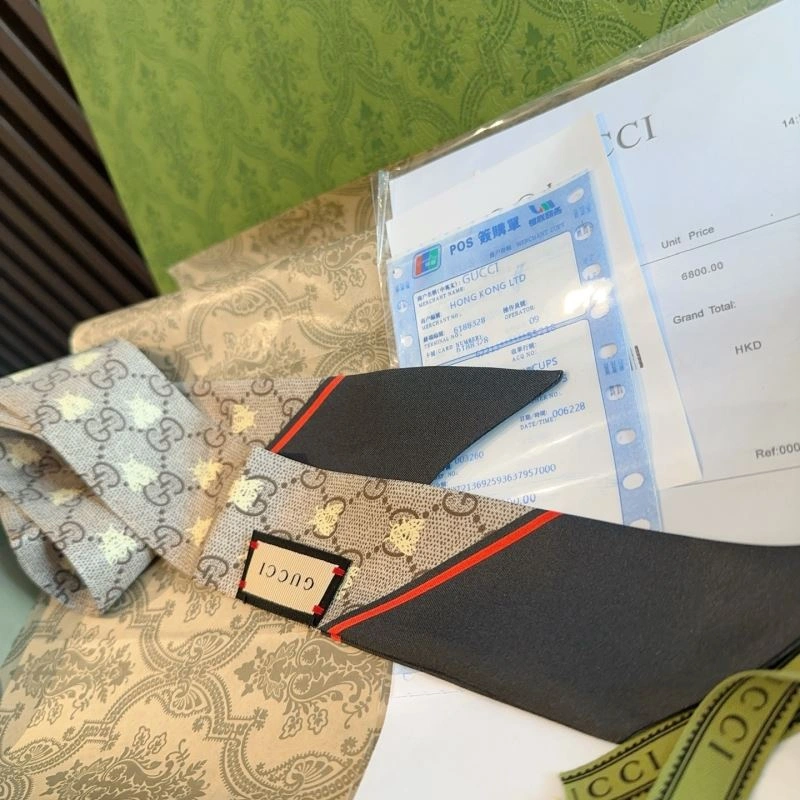 Precise copy Gucci Silk