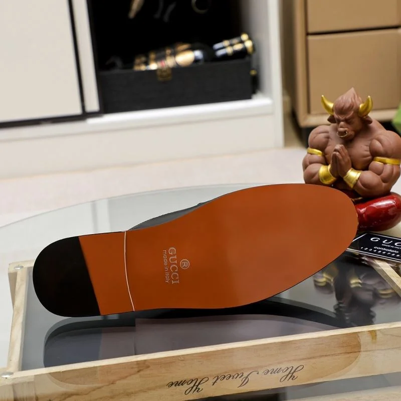 Low-cost Gucci Slippers