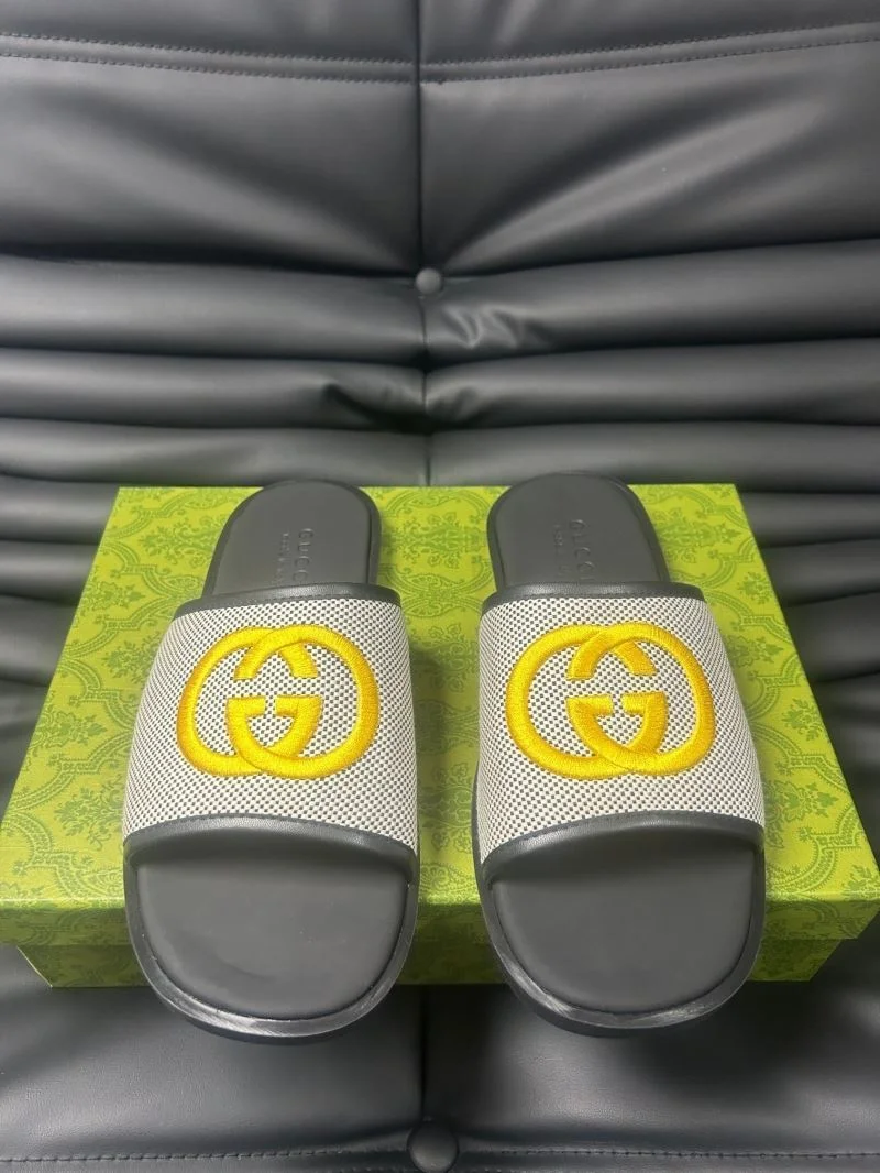 Exact replica Gucci Slippers