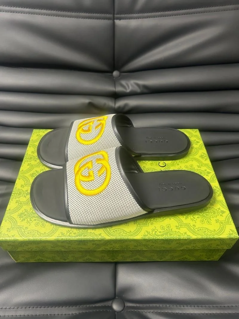 Exact replica Gucci Slippers