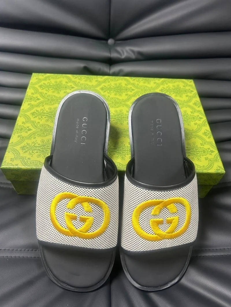 Exact replica Gucci Slippers