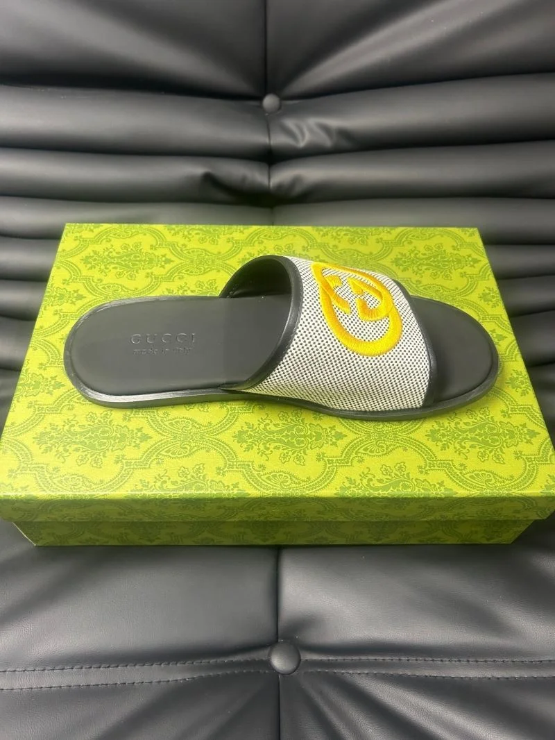 Exact replica Gucci Slippers