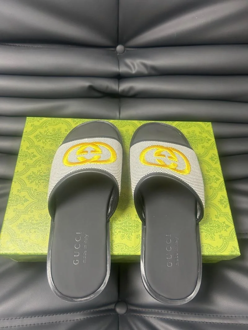 Exact replica Gucci Slippers