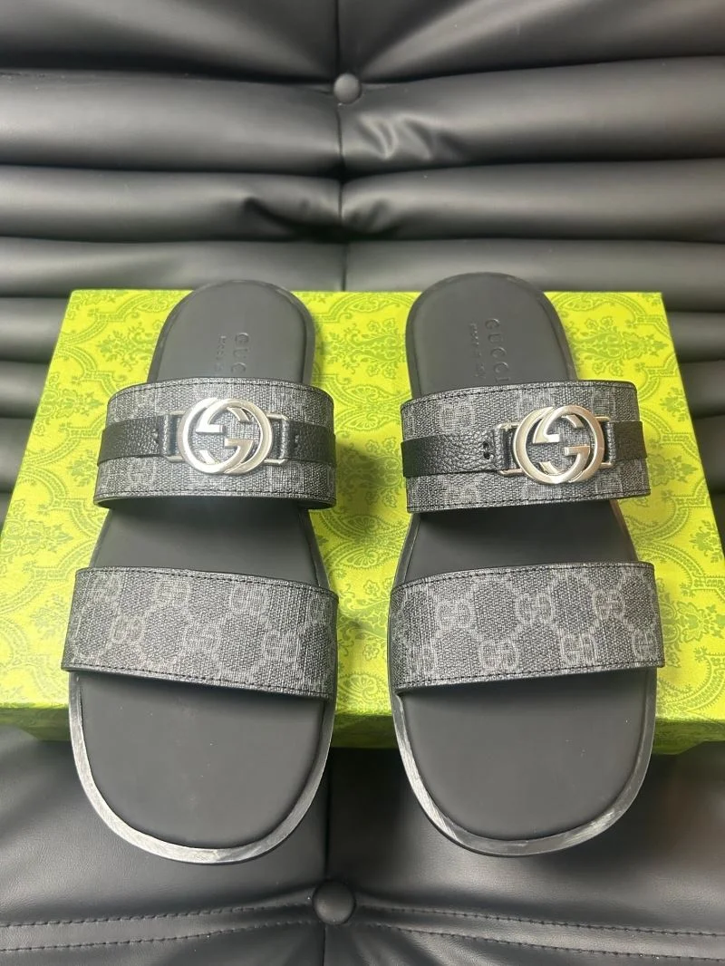 Exact replica Gucci Slippers