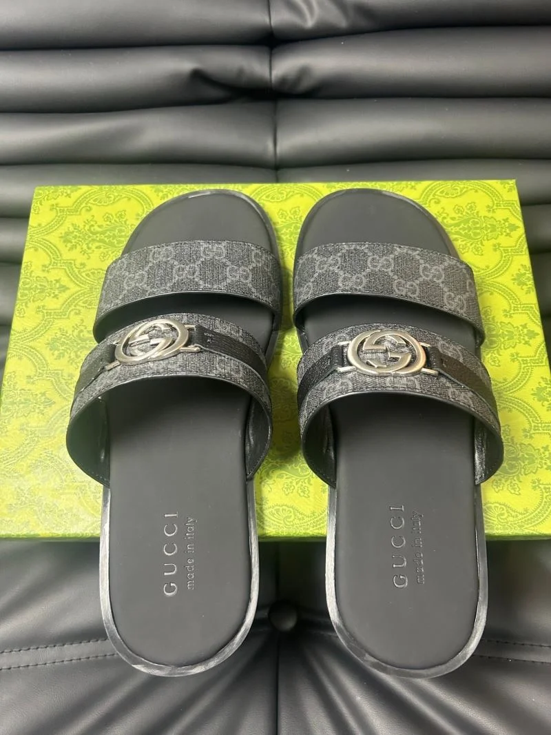 Exact replica Gucci Slippers