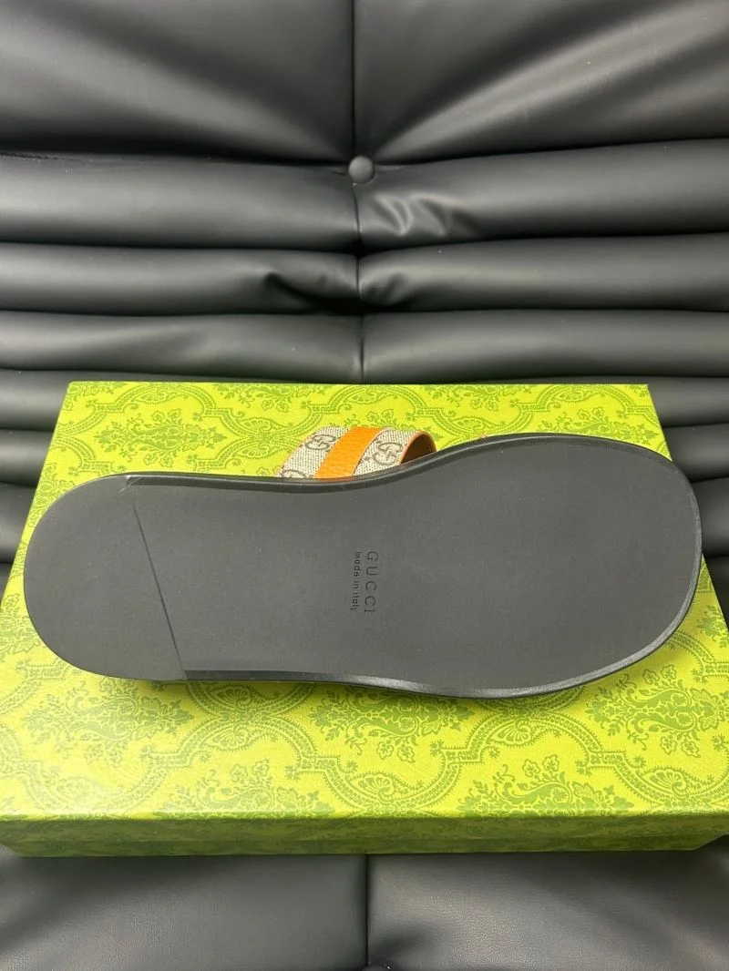 Low-cost Gucci Slippers