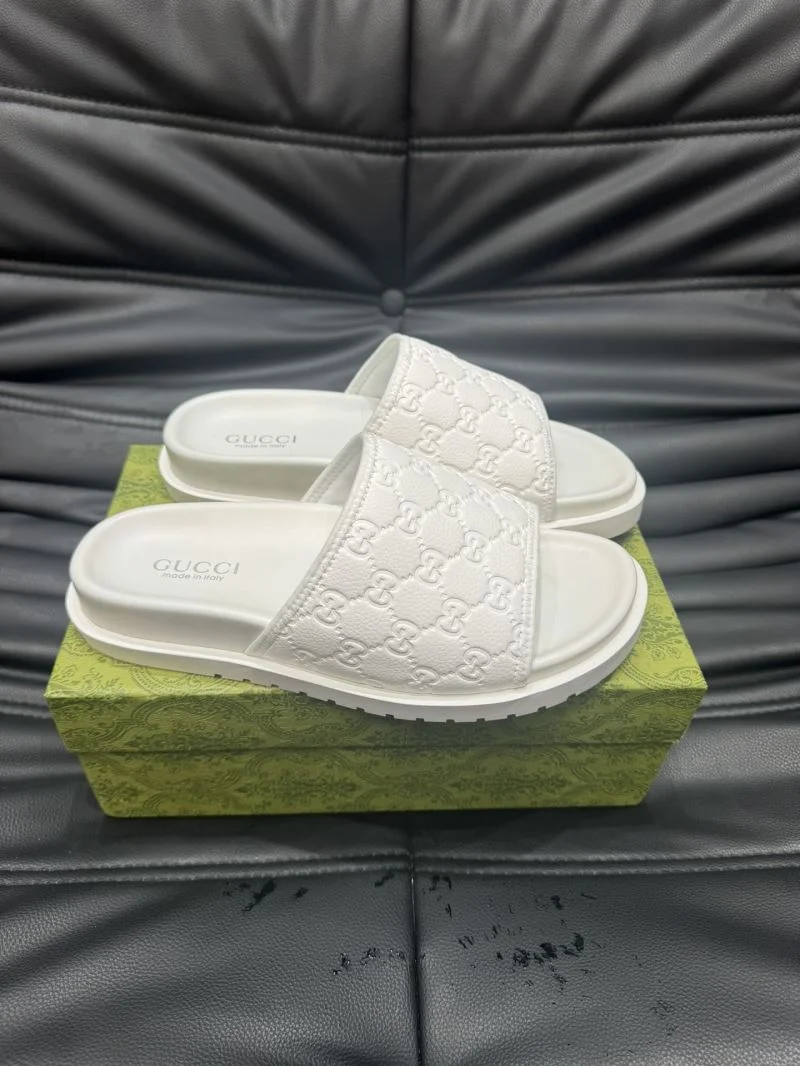 Low-cost Gucci Slippers