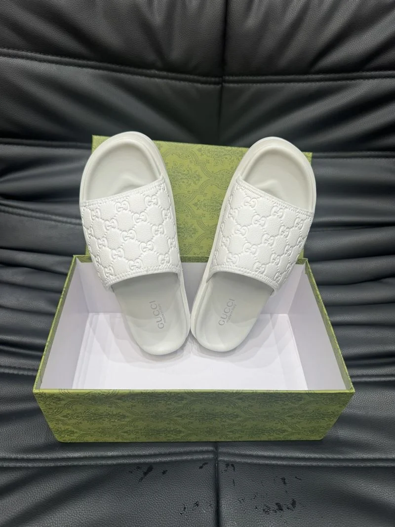 Low-cost Gucci Slippers