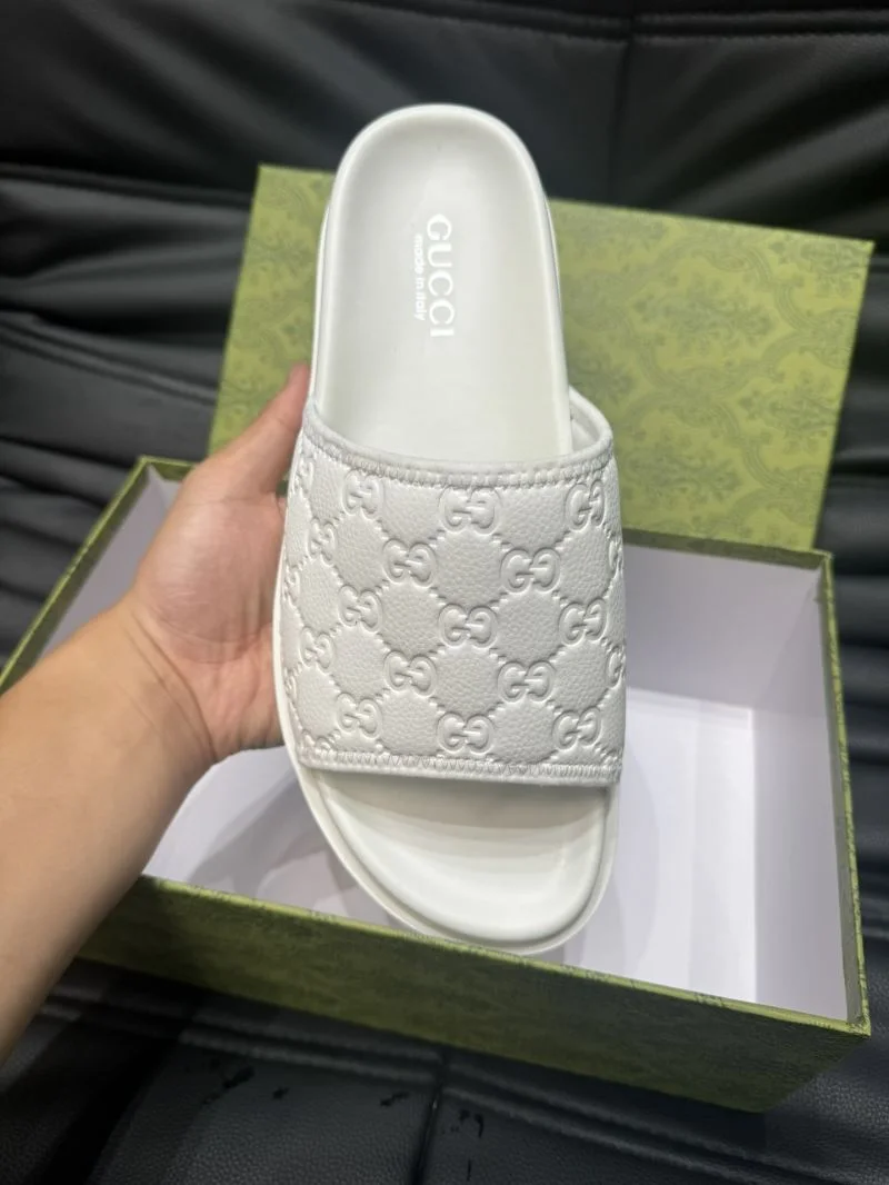 Low-cost Gucci Slippers