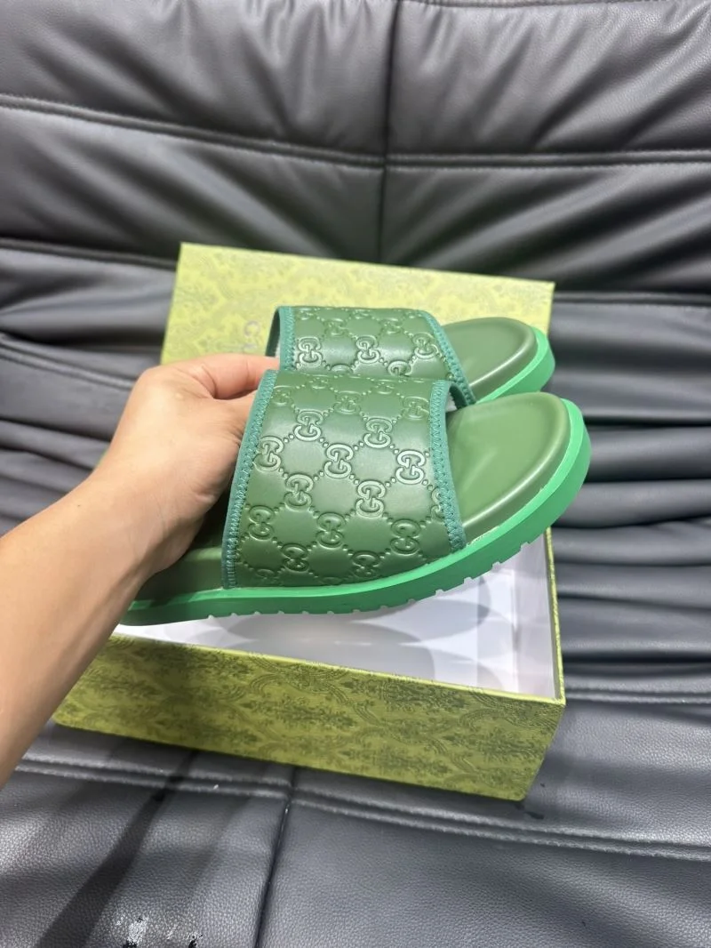 Accurate model Gucci Slippers