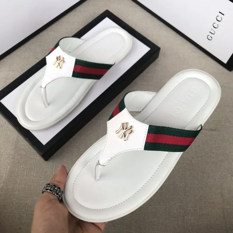Exact replica Gucci Slippers