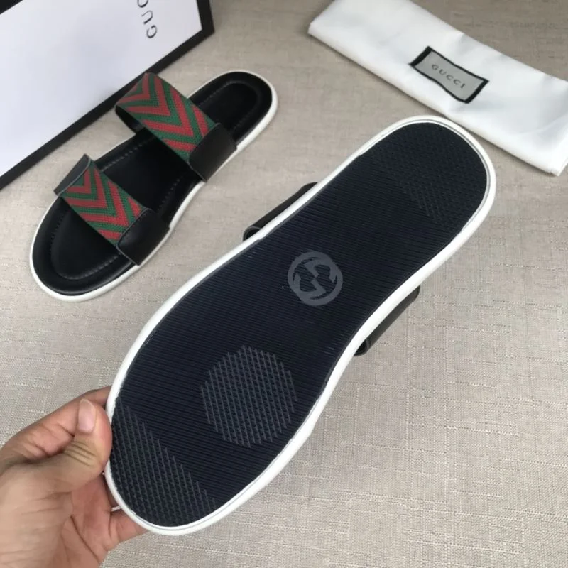 Top match Gucci Slippers