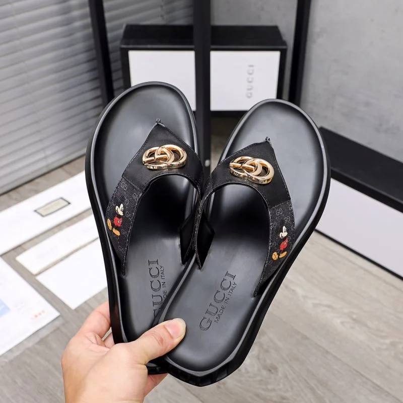 Accurate model Gucci Slippers
