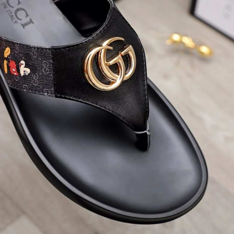 Accurate model Gucci Slippers
