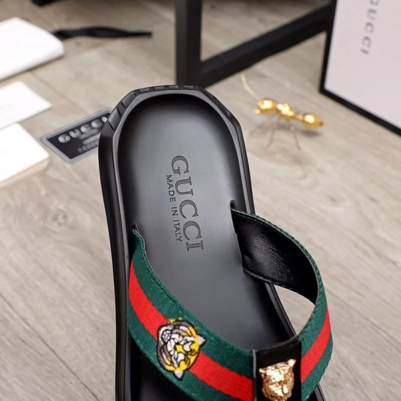 Top match Gucci Slippers