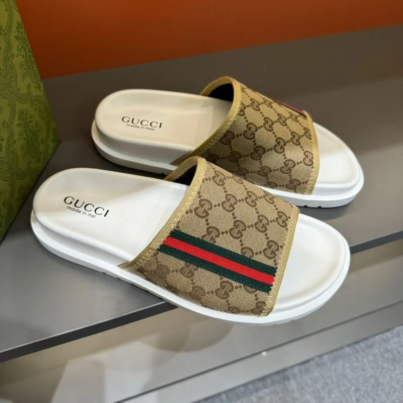 Brand-authenticated Gucci Slippers