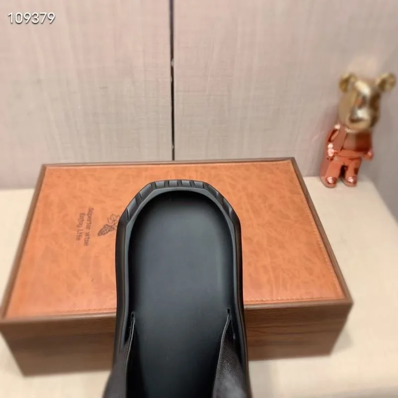Cut-rate Gucci Slippers
