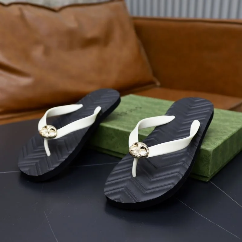 Top match Gucci Slippers