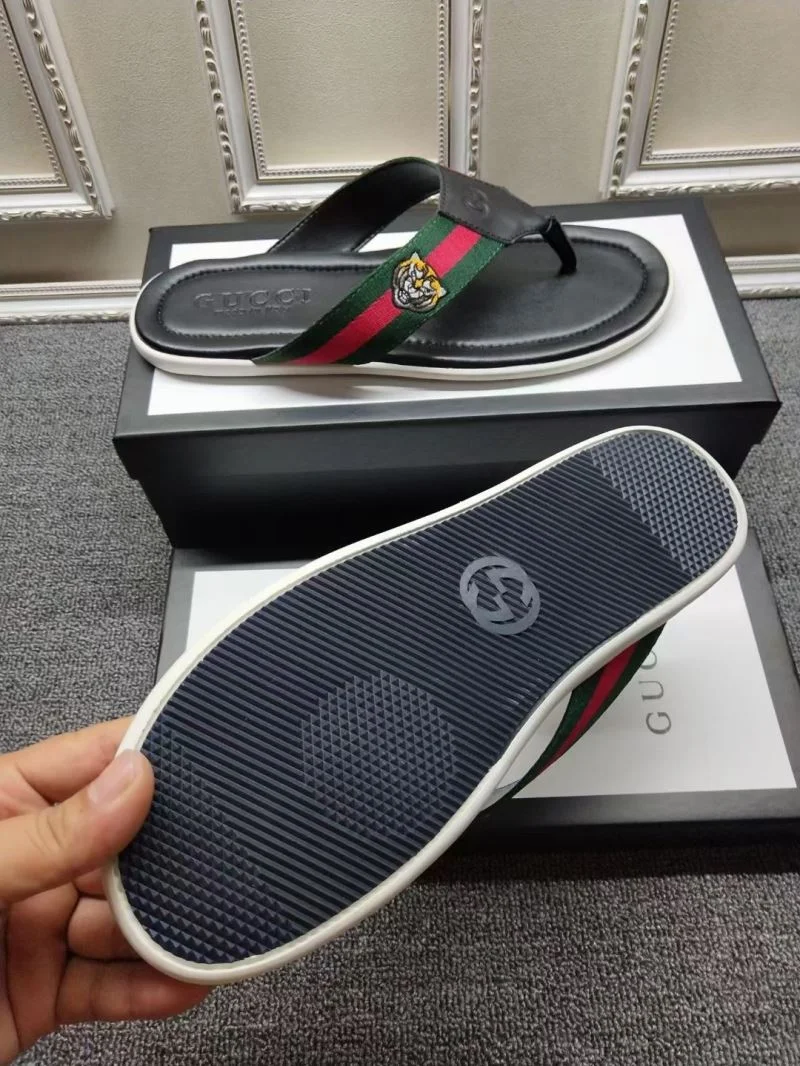 Brand-authenticated Gucci Slippers