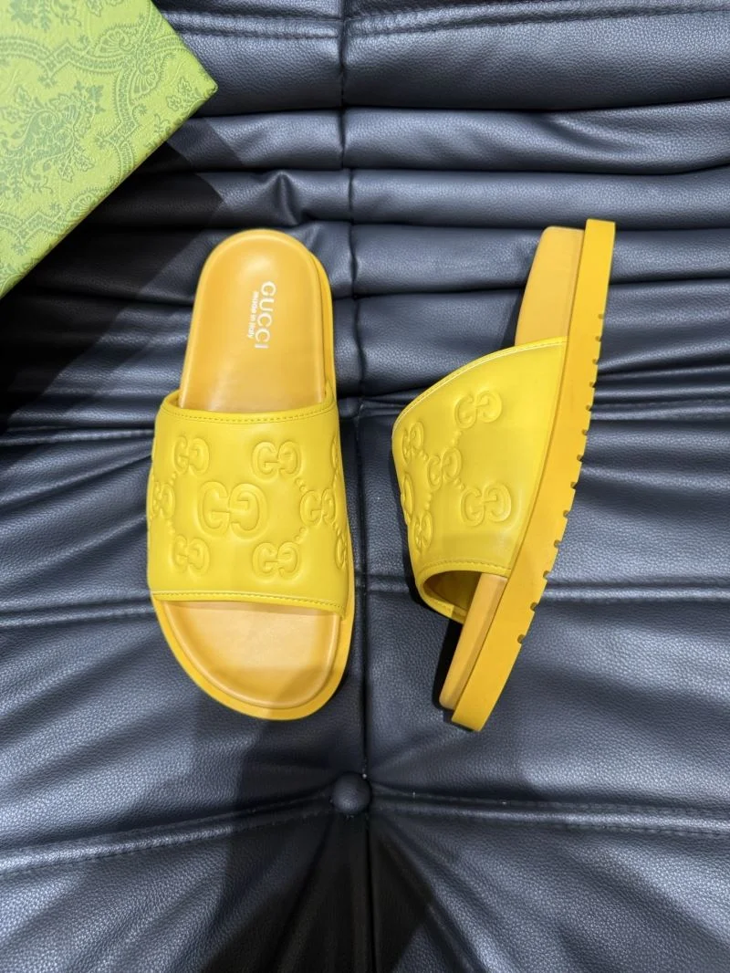 Brand-authenticated Gucci Slippers