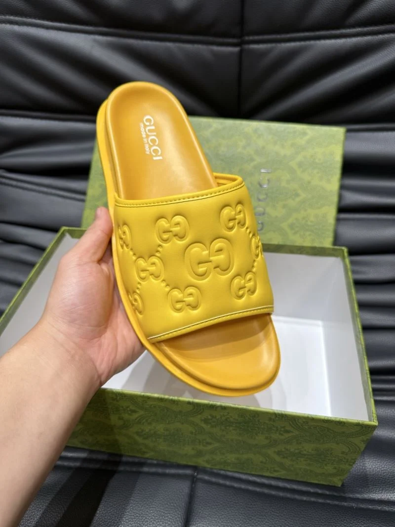 Brand-authenticated Gucci Slippers
