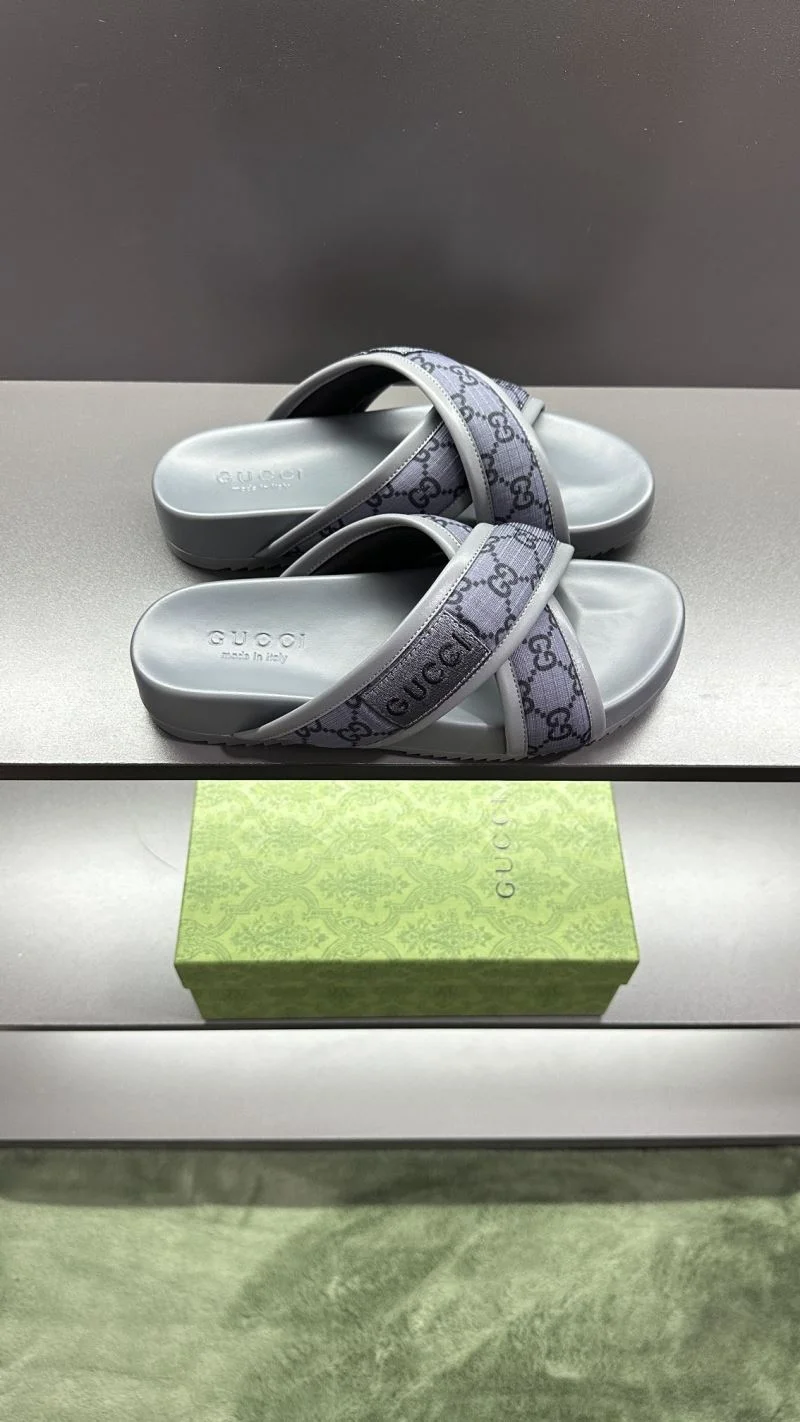 Top match Gucci Slippers