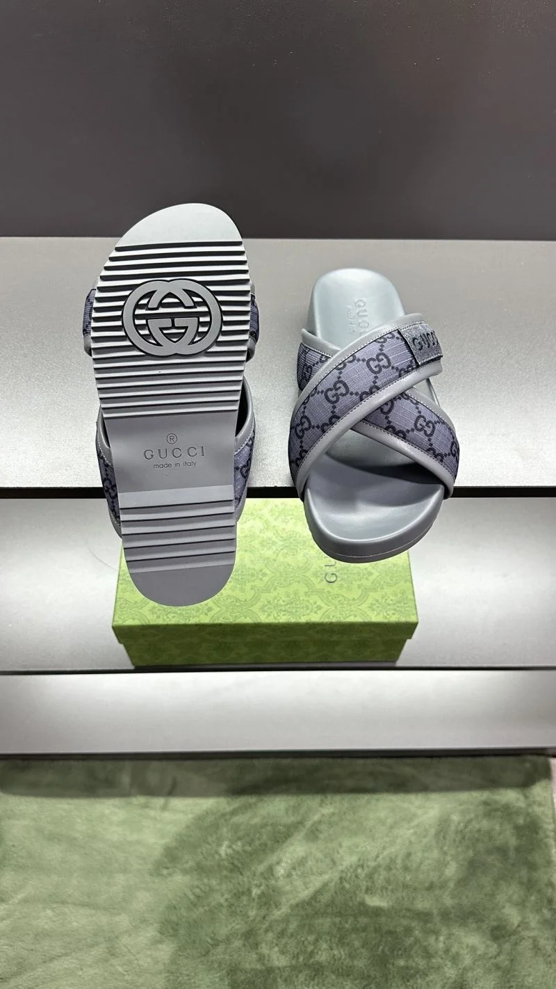 Top match Gucci Slippers