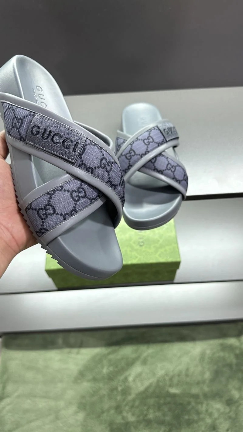 Top match Gucci Slippers