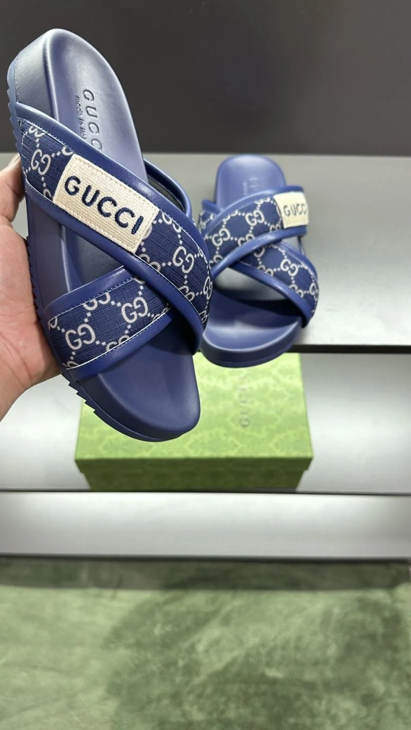 Exact replica Gucci Slippers