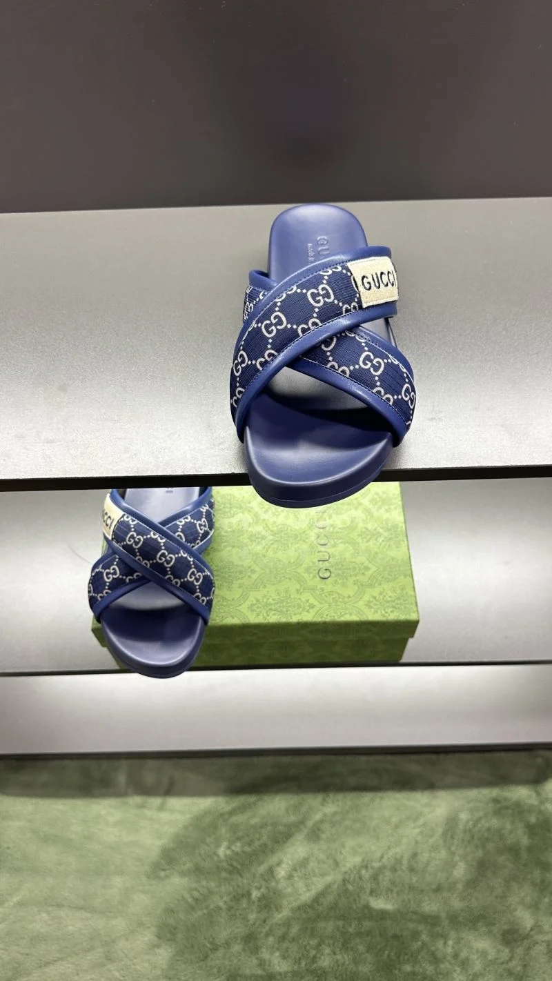 Exact replica Gucci Slippers