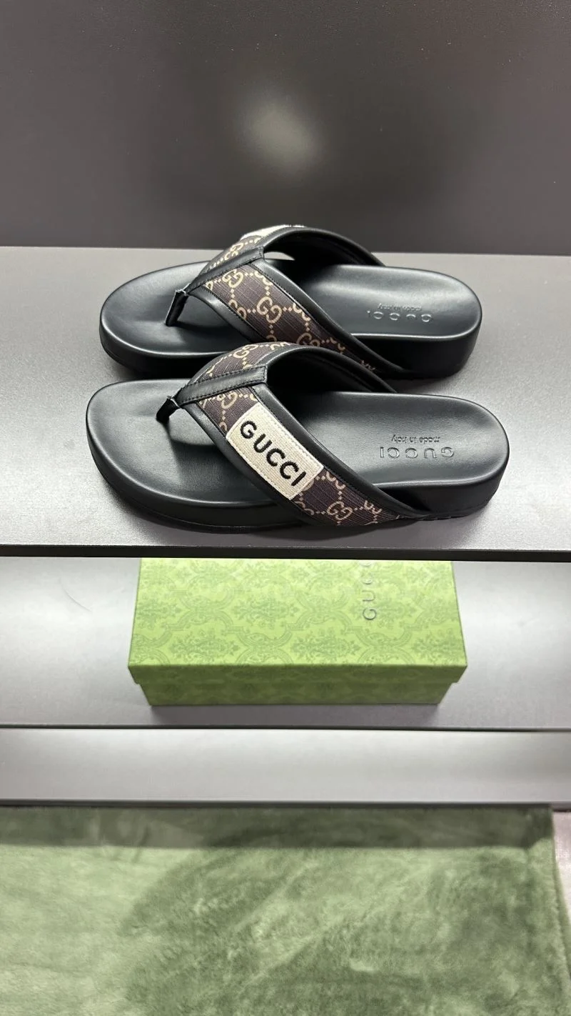 Low-cost Gucci Slippers