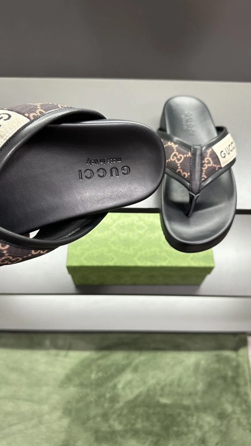 Low-cost Gucci Slippers