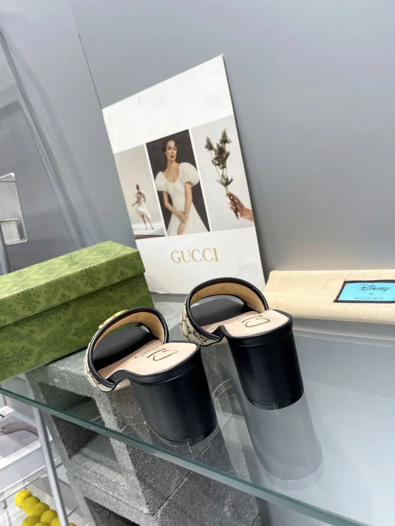 Top match Gucci Slippers