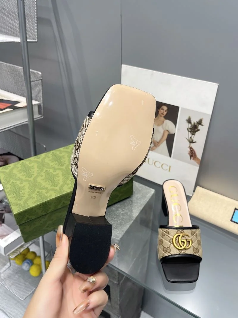 Top match Gucci Slippers