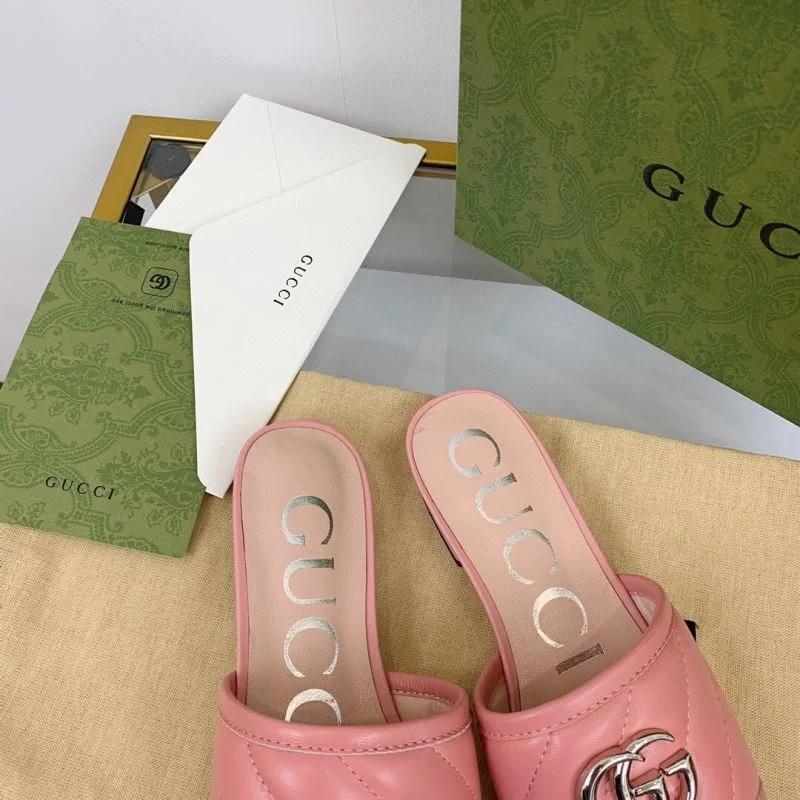 Top match Gucci Slippers