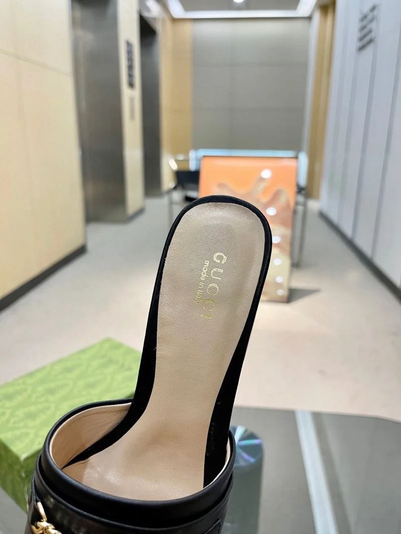 Value-priced Gucci Slippers