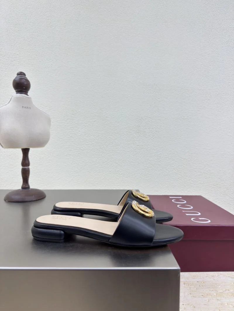 Top match Gucci Slippers